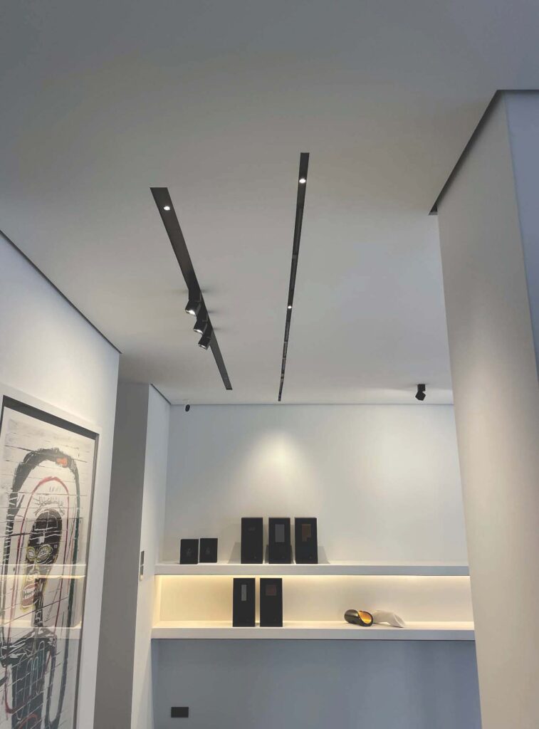 Titus Launches FL-10 LED Architectural Linear Diffuser System with Integrated LED Lighting ...